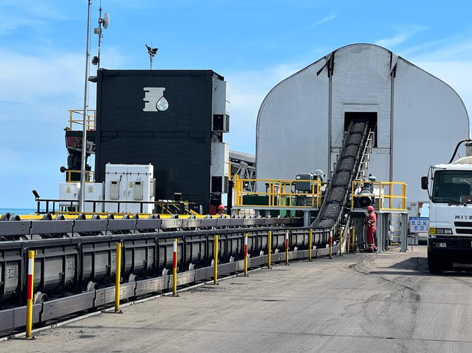 South American Railveyor™ System Achieves 2M Tonnes of Pet Coke Hauled ...